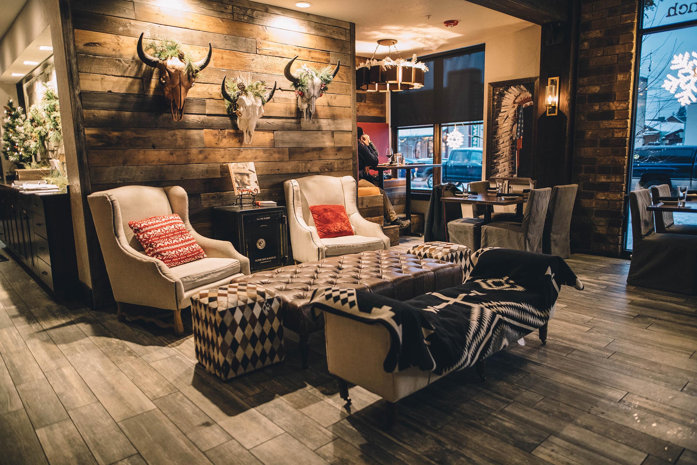 Firebrand Hotel: A Sophisticated Mountain Resort - SHLTR